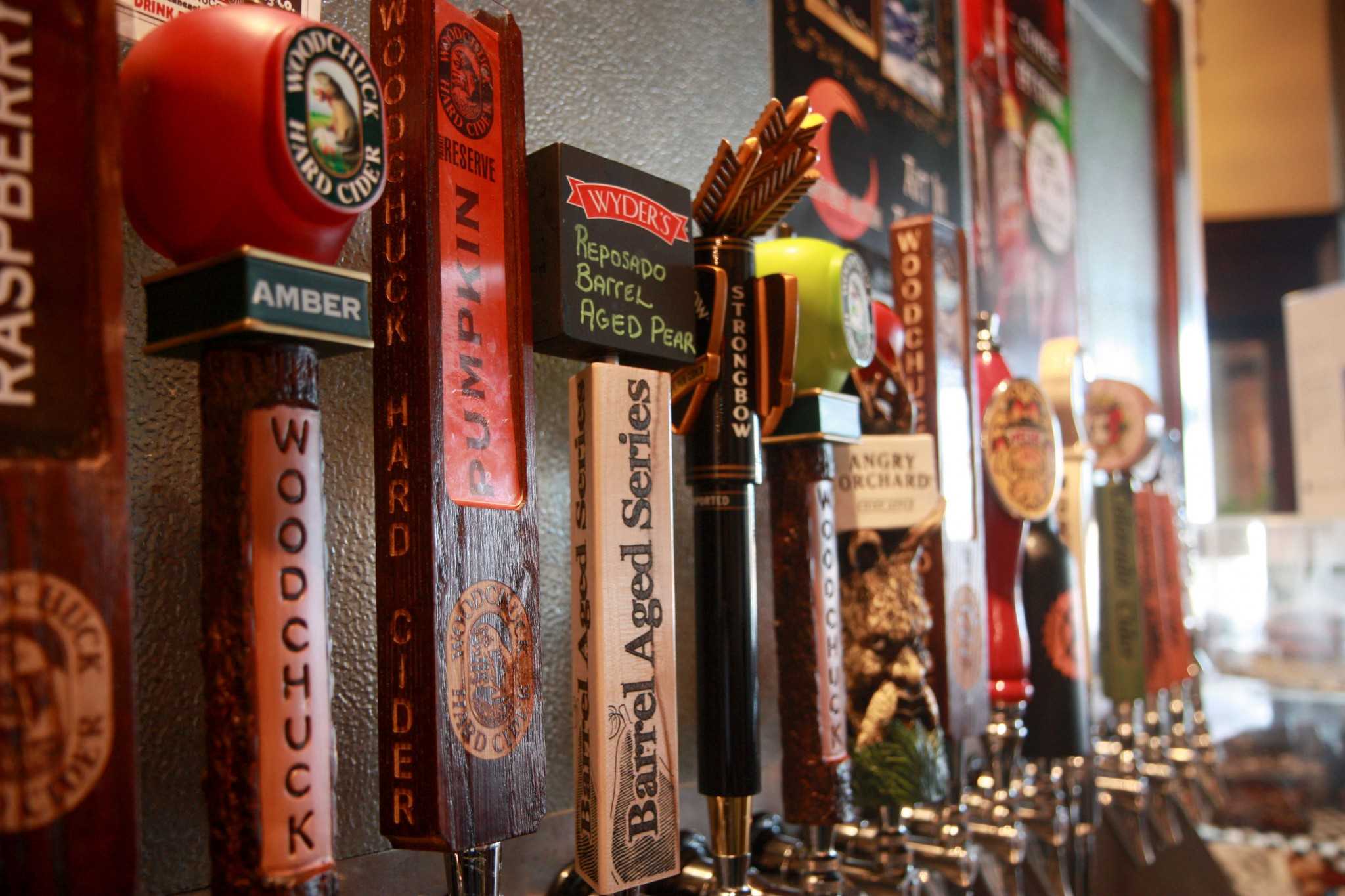 Hard Cider Bars - The Rocky Mountain Collegian